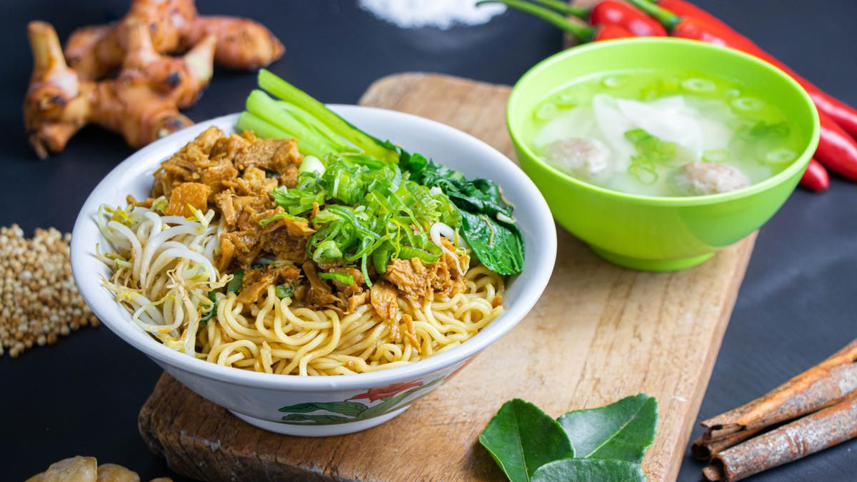Mie di Indonesia: Jejak Sejarah dan Keanekaragaman Kuliner Nusantara ...